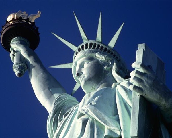 العشرة معالم الأكثر زيارة في مختلف أنحاء العالم | .TR